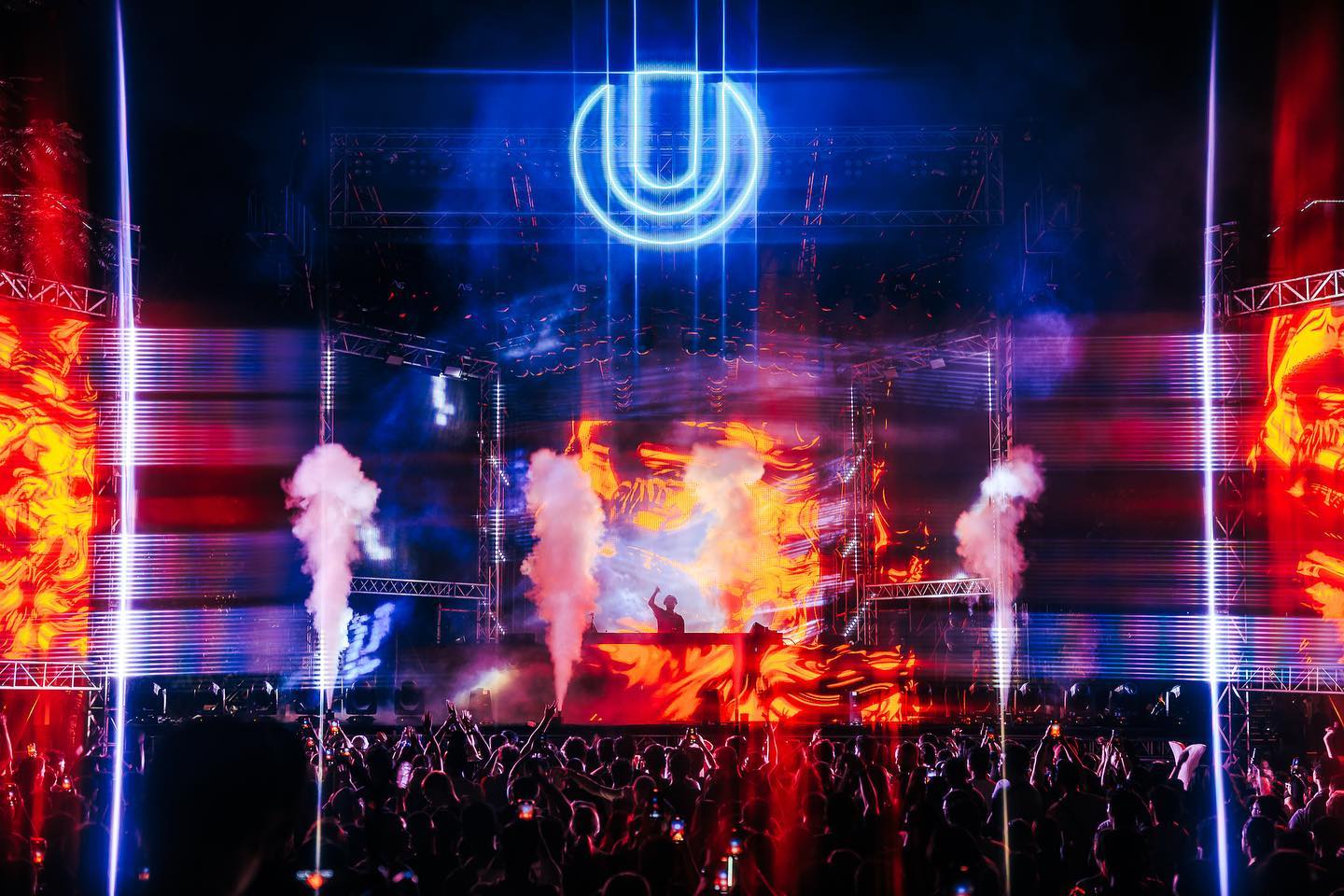Watch the previous Live performance of Ultra Bali 2024 Phase 1 Lineup DJs - FestGround